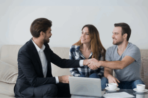 How to become an AirBnb Co-Host? The Complete Guide - Hostify